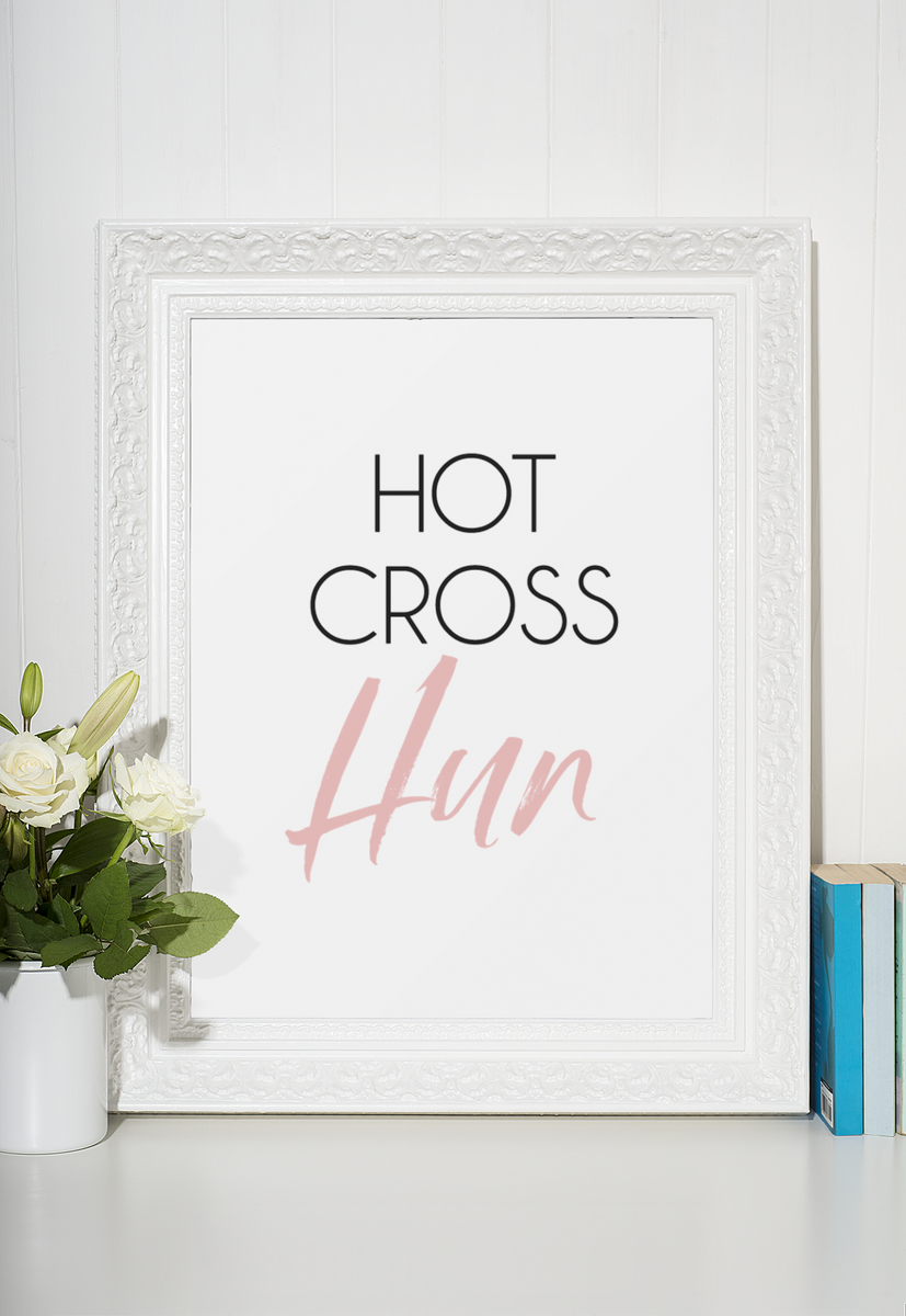 Hot Cross Hun Spring Seasonal Wall Home Decor Print – CosyCrafted™